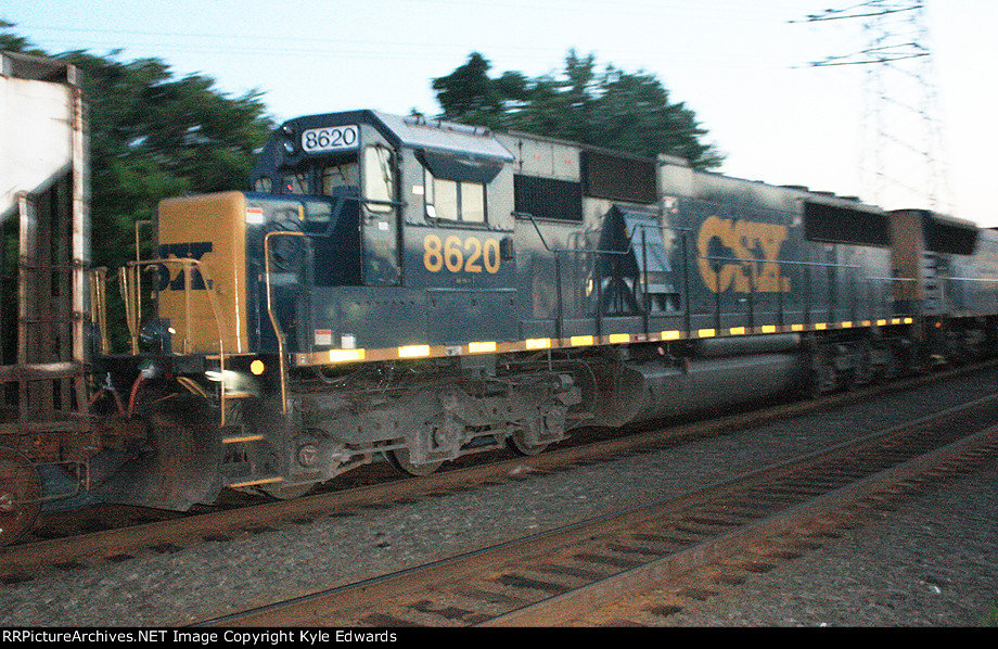 CSX SD50-2 #8620 on Q301-31